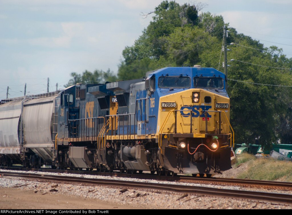 CSX 7865 & 7302 with a SB Grain Train